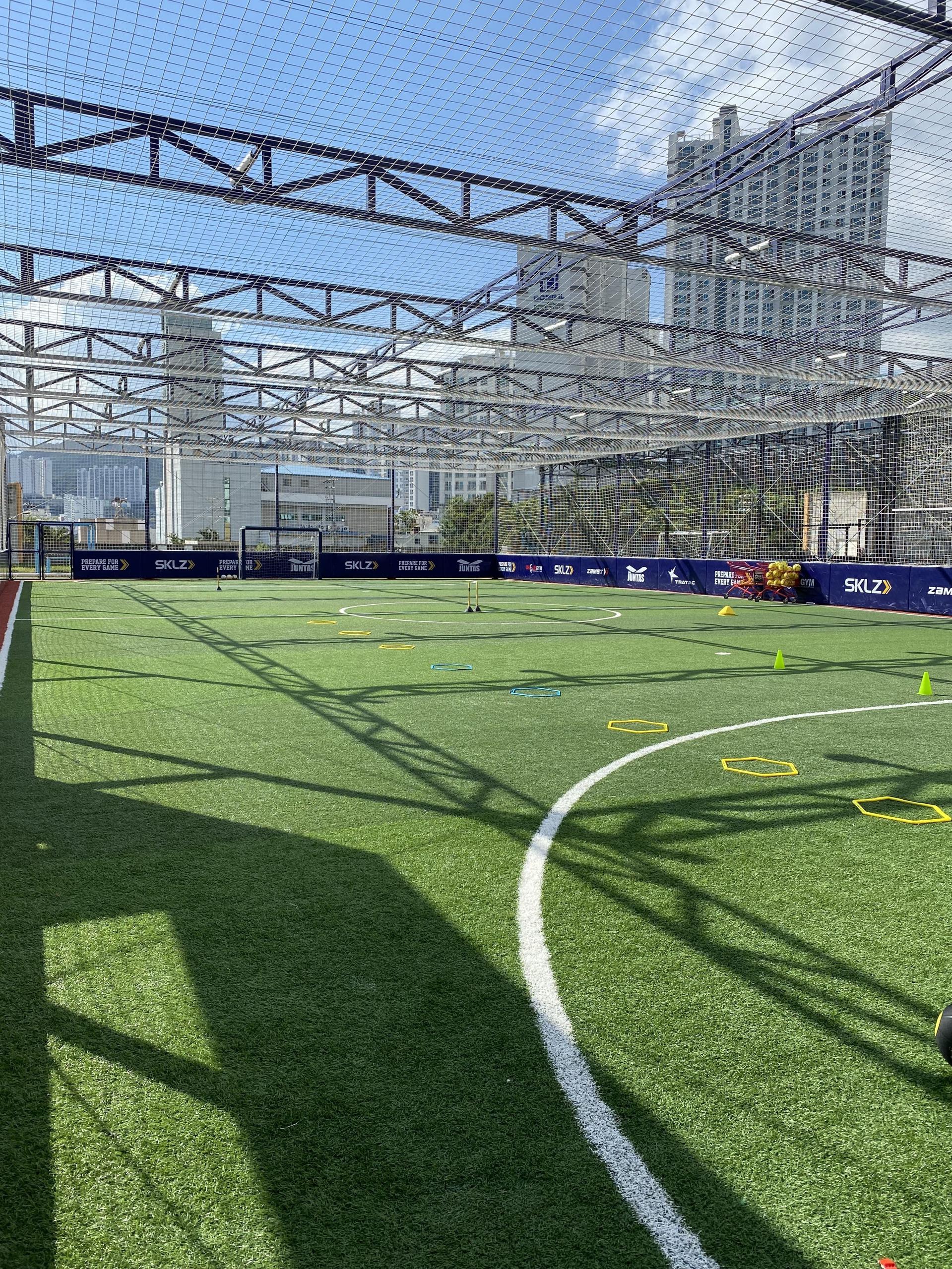 2025년 11월 8일 토요일 16:00 부산 준타스 풋살 아레나